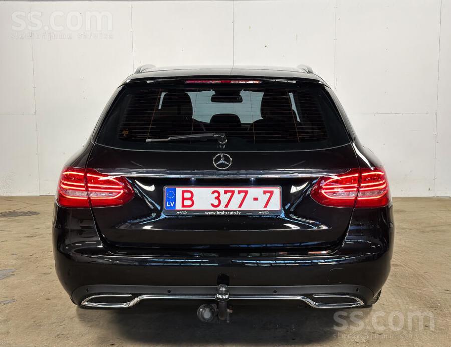 Melns Mercedes-Benz c-220 2014 Jūrmala, ar dzinēja tilpumu 2.20 L un nobraukumu 255 tūkst. km par 11450 €, foto 12 vietnē AUTOMOTO.COM.LV