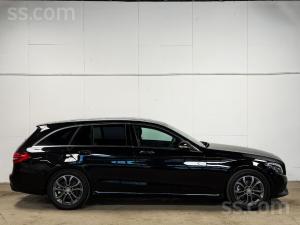 Melns Mercedes-Benz c-220 2014 Jūrmala, ar dzinēja tilpumu 2.20 L un nobraukumu 255 tūkst. km par 11450 €, foto 14 vietnē AUTOMOTO.COM.LV