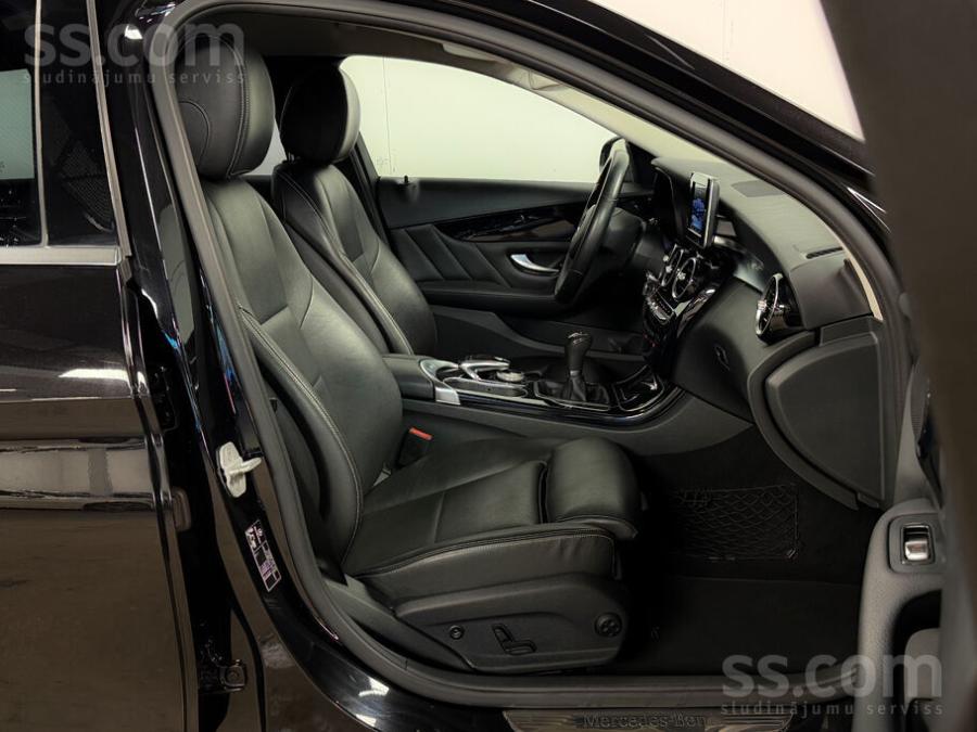 Melns Mercedes-Benz c-220 2014 Jūrmala, ar dzinēja tilpumu 2.20 L un nobraukumu 255 tūkst. km par 11450 €, foto 22 vietnē AUTOMOTO.COM.LV