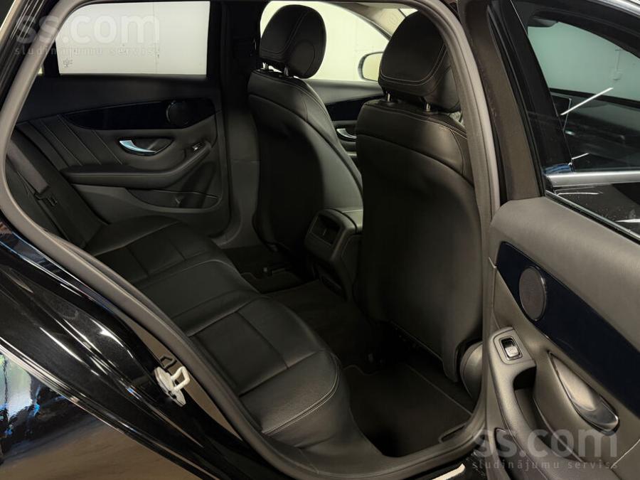 Melns Mercedes-Benz c-220 2014 Jūrmala, ar dzinēja tilpumu 2.20 L un nobraukumu 255 tūkst. km par 11450 €, foto 23 vietnē AUTOMOTO.COM.LV