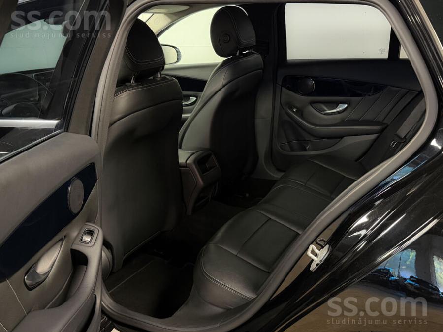 Melns Mercedes-Benz c-220 2014 Jūrmala, ar dzinēja tilpumu 2.20 L un nobraukumu 255 tūkst. km par 11450 €, foto 24 vietnē AUTOMOTO.COM.LV