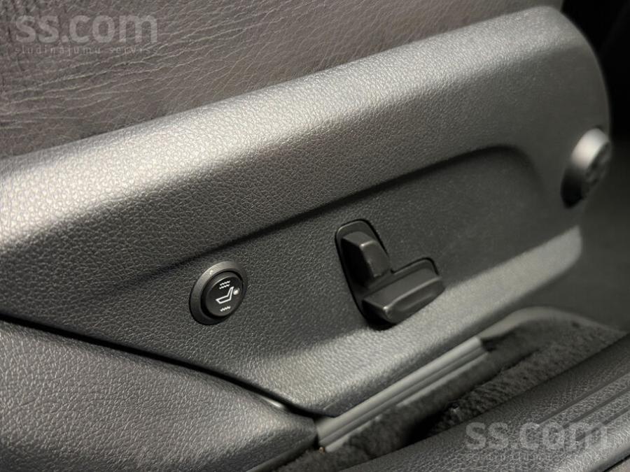 Melns Mercedes-Benz c-220 2014 Jūrmala, ar dzinēja tilpumu 2.20 L un nobraukumu 255 tūkst. km par 11450 €, foto 28 vietnē AUTOMOTO.COM.LV