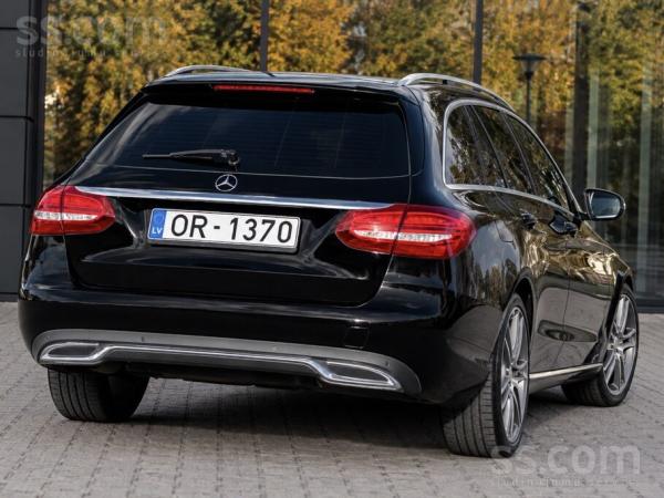 Мерседес Ц 220 2014 в Рига на AUTOMOTO.COM.LV Черный Мерседес Ц 220 2014 в Рига, объемом двигателя 2.20 л и пробегом 218 тыс. км за 11900 €, фото 3 на AUTOMOTO.COM.LV