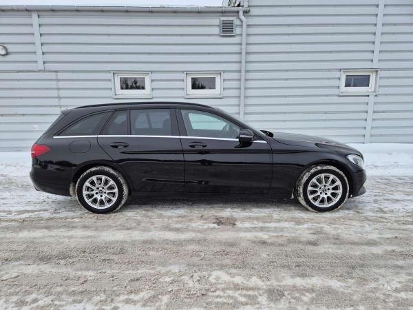 Melns Mercedes-Benz c-220 2015 Šilutė, ar dzinēja tilpumu 2.14 L un nobraukumu 398 tūkst. km par 6900 €, foto 7 vietnē AUTOMOTO.COM.LV