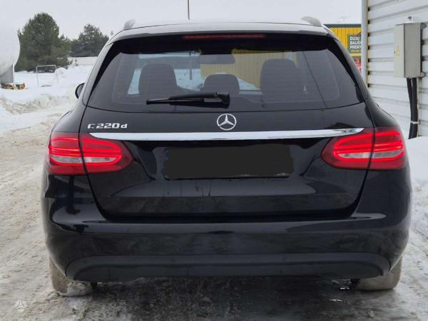 Melns Mercedes-Benz c-220 2015 Šilutė, ar dzinēja tilpumu 2.14 L un nobraukumu 398 tūkst. km par 6900 €, foto 9 vietnē AUTOMOTO.COM.LV