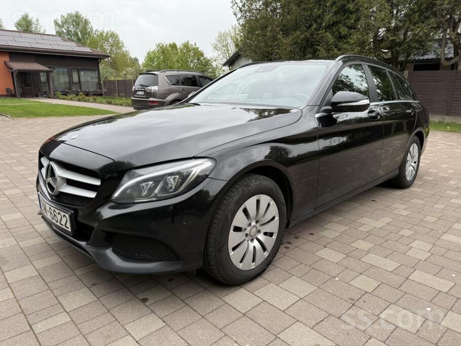 Melns Mercedes-Benz c-220 2015 Rīga, ar dzinēja tilpumu 2.20 L un nobraukumu 355 tūkst. km par 11500 €, foto 1 vietnē AUTOMOTO.COM.LV