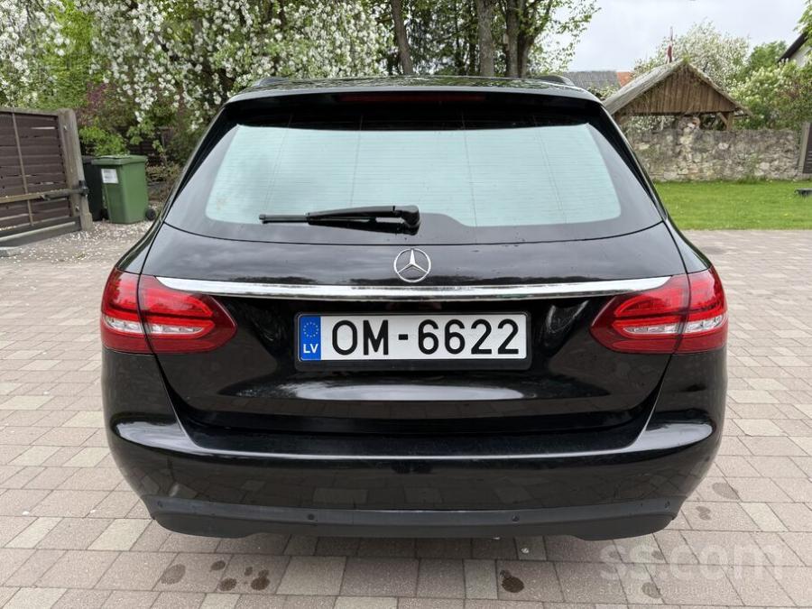 Melns Mercedes-Benz c-220 2015 Rīga, ar dzinēja tilpumu 2.20 L un nobraukumu 355 tūkst. km par 11500 €, foto 6 vietnē AUTOMOTO.COM.LV