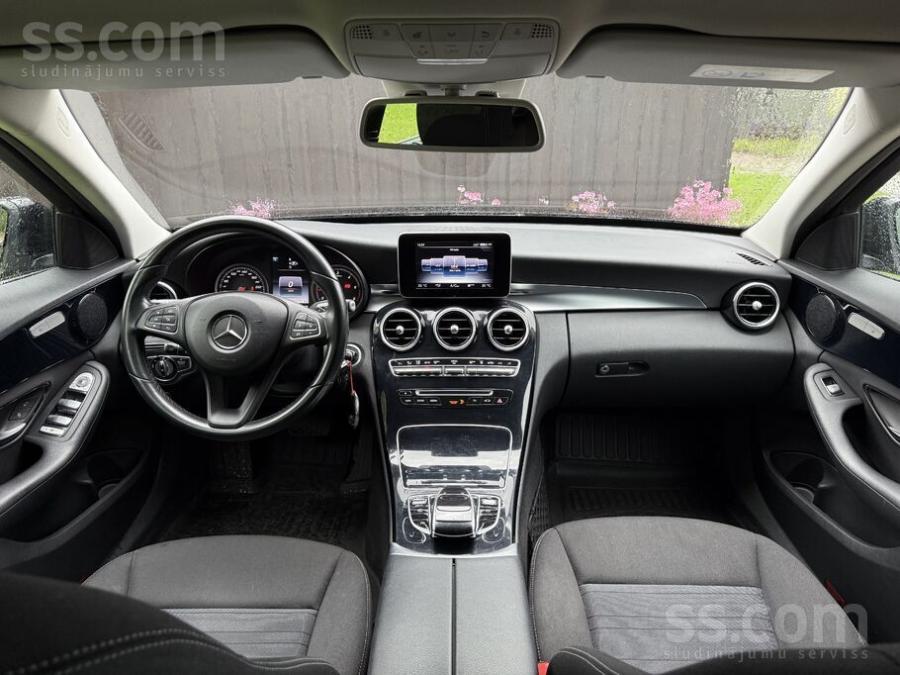 Melns Mercedes-Benz c-220 2015 Rīga, ar dzinēja tilpumu 2.20 L un nobraukumu 355 tūkst. km par 11500 €, foto 13 vietnē AUTOMOTO.COM.LV