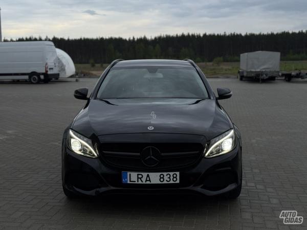 Melns Mercedes-Benz c-220 2015 Viļņa, ar dzinēja tilpumu 2.20 L un nobraukumu 350 tūkst. km par 11900 €, foto 3 vietnē AUTOMOTO.COM.LV