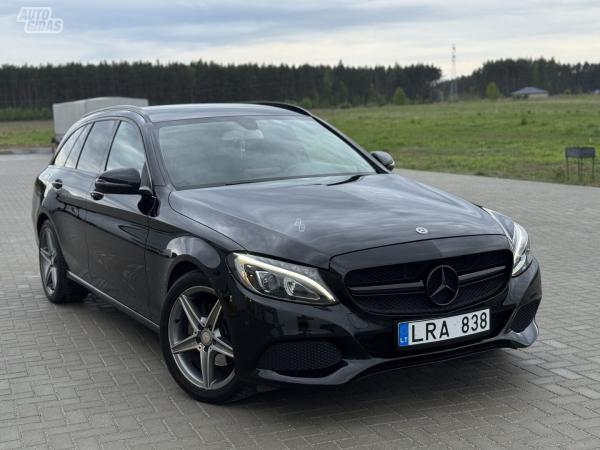Melns Mercedes-Benz c-220 2015 Viļņa, ar dzinēja tilpumu 2.20 L un nobraukumu 350 tūkst. km par 11900 €, foto 4 vietnē AUTOMOTO.COM.LV