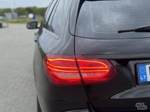 Черный Мерседес Ц 220 2015 в Вильнюс, объемом двигателя 2.20 л и пробегом 350 тыс. км за 11900 €, фото 10 на AUTOMOTO.COM.LV