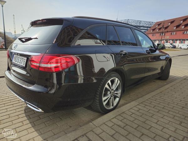 Black Mercedes-Benz c-220 2015 in Klaipeda, with an engine capacity of 2.10 L and mileage of 345 thousand km for 10500 €, photo 5 on AUTOMOTO.COM.LV