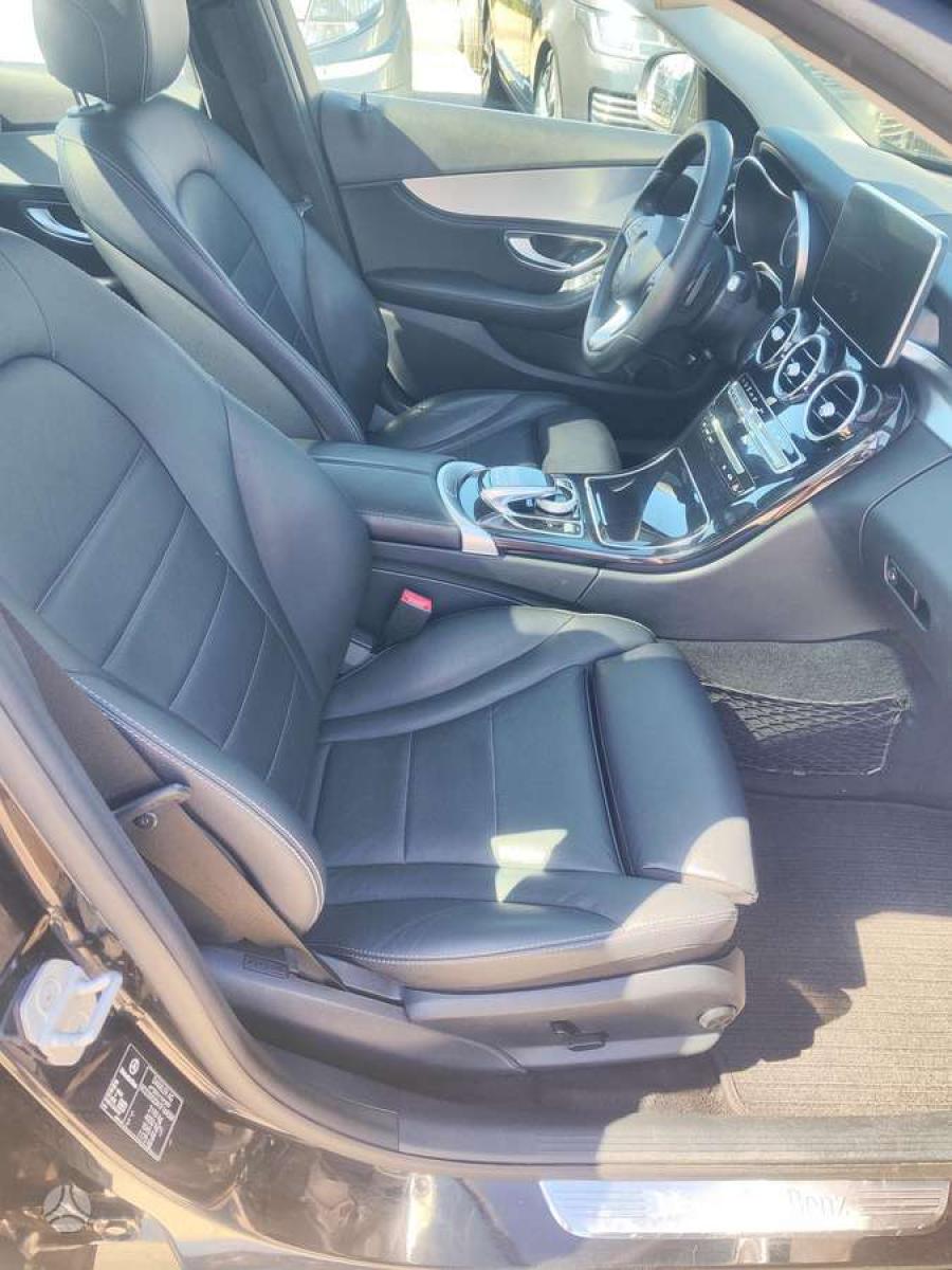 Melns Mercedes-Benz c-220 2015 Tauragė, ar dzinēja tilpumu 2.14 L un nobraukumu 316 tūkst. km par 7900 €, foto 15 vietnē AUTOMOTO.COM.LV