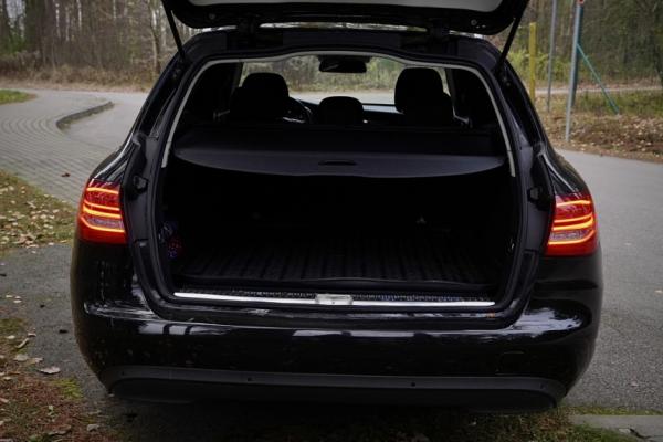 Melns Mercedes-Benz c-220 2015 Rīga, ar dzinēja tilpumu 2.20 L un nobraukumu 172 tūkst. km par 12600 €, foto 3 vietnē AUTOMOTO.COM.LV