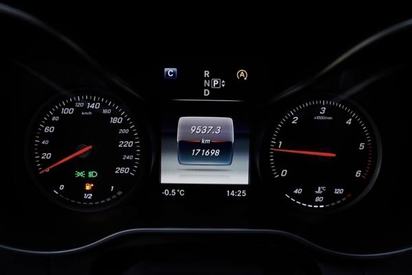 Melns Mercedes-Benz c-220 2015 Rīga, ar dzinēja tilpumu 2.20 L un nobraukumu 172 tūkst. km par 12600 €, foto 8 vietnē AUTOMOTO.COM.LV