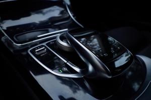 Black Mercedes-Benz c-220 2015 in Riga, with an engine capacity of 2.20 L and mileage of 172 thousand km for 12600 €, photo 12 on AUTOMOTO.COM.LV