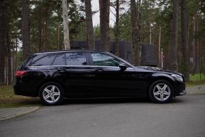 Black Mercedes-Benz c-220 2015 in Riga, with an engine capacity of 2.20 L and mileage of 172 thousand km for 12600 €, photo 25 on AUTOMOTO.COM.LV