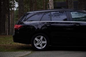 Black Mercedes-Benz c-220 2015 in Riga, with an engine capacity of 2.20 L and mileage of 172 thousand km for 12600 €, photo 26 on AUTOMOTO.COM.LV