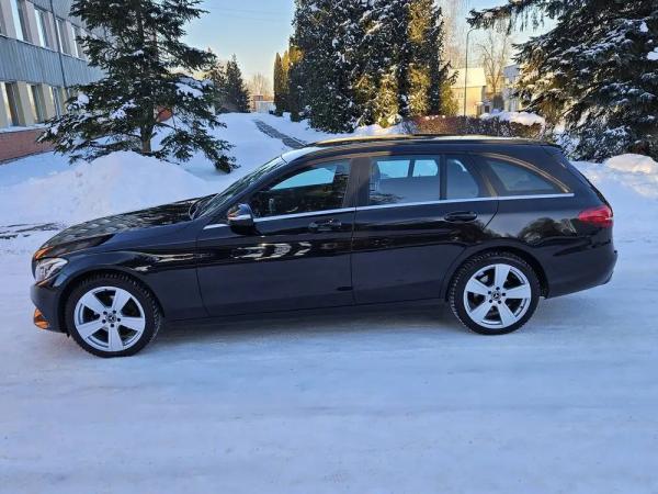 Black Mercedes-Benz c-220 2015 in Jekabpils, with an engine capacity of 2.20 L and mileage of 299 thousand km for 9000 €, photo 6 on AUTOMOTO.COM.LV
