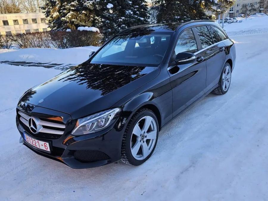 Черный Мерседес Ц 220 2015 в Екабпилс, объемом двигателя 2.20 л и пробегом 299 тыс. км за 9000 €, фото 11 на AUTOMOTO.COM.LV