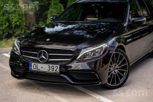 Black Mercedes-Benz c-220 2015 in Riga, with an engine capacity of 2.20 L and mileage of 276 thousand km for 13400 €, photo 3 on AUTOMOTO.COM.LV