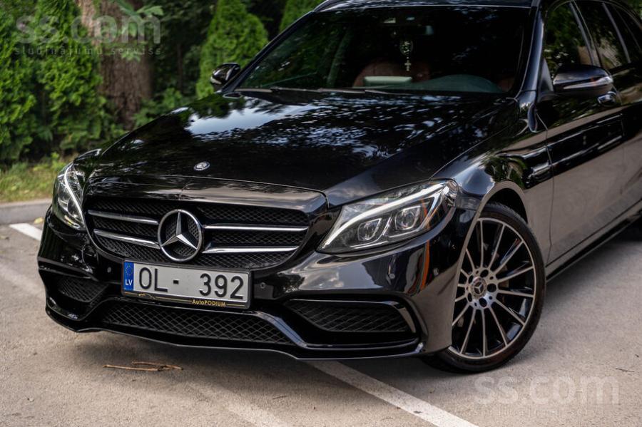 Black Mercedes-Benz c-220 2015 in Riga, with an engine capacity of 2.20 L and mileage of 276 thousand km for 13400 €, photo 3 on AUTOMOTO.COM.LV