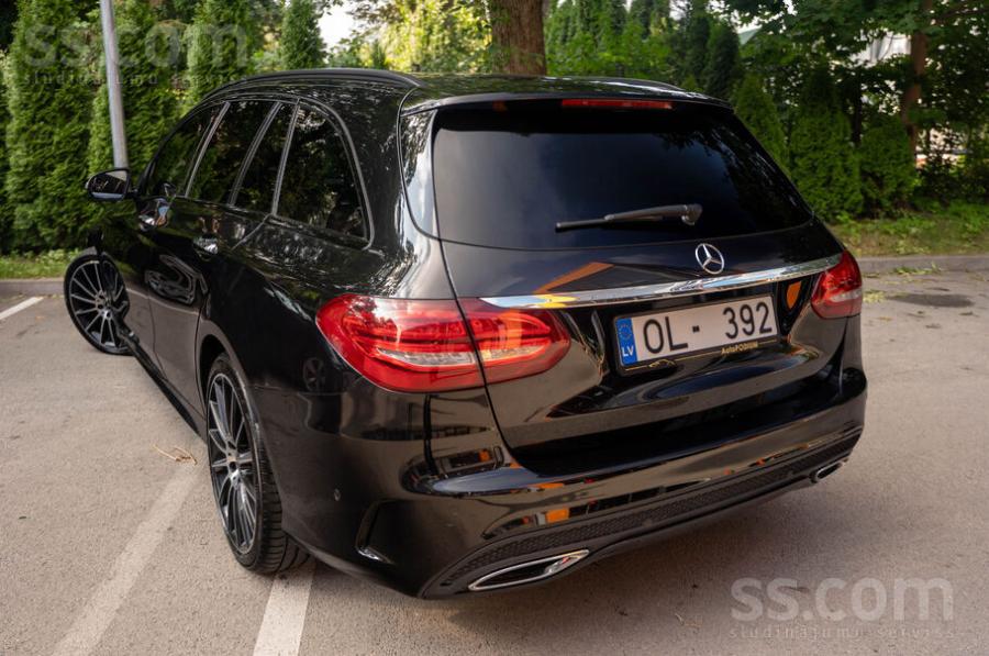 Black Mercedes-Benz c-220 2015 in Riga, with an engine capacity of 2.20 L and mileage of 276 thousand km for 13400 €, photo 8 on AUTOMOTO.COM.LV
