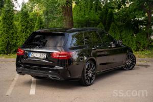 Black Mercedes-Benz c-220 2015 in Riga, with an engine capacity of 2.20 L and mileage of 276 thousand km for 13400 €, photo 10 on AUTOMOTO.COM.LV