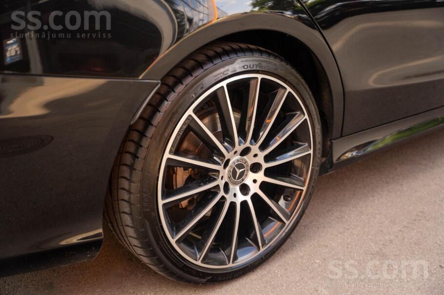 Black Mercedes-Benz c-220 2015 in Riga, with an engine capacity of 2.20 L and mileage of 276 thousand km for 13400 €, photo 11 on AUTOMOTO.COM.LV