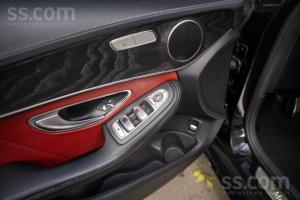 Black Mercedes-Benz c-220 2015 in Riga, with an engine capacity of 2.20 L and mileage of 276 thousand km for 13400 €, photo 13 on AUTOMOTO.COM.LV