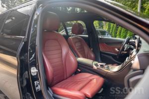 Black Mercedes-Benz c-220 2015 in Riga, with an engine capacity of 2.20 L and mileage of 276 thousand km for 13400 €, photo 19 on AUTOMOTO.COM.LV
