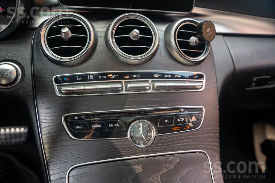 Black Mercedes-Benz c-220 2015 in Riga, with an engine capacity of 2.20 L and mileage of 276 thousand km for 13400 €, photo 21 on AUTOMOTO.COM.LV