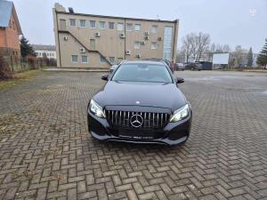 Melns Mercedes-Benz c-220 2016 Panevēža, ar dzinēja tilpumu 2.20 L un nobraukumu 265 tūkst. km par 10499 €, foto  vietnē AUTOMOTO.COM.LV