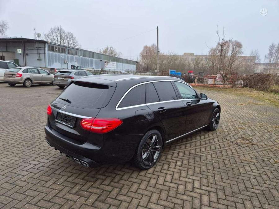 Melns Mercedes-Benz c-220 2016 Panevēža, ar dzinēja tilpumu 2.20 L un nobraukumu 265 tūkst. km par 10499 €, foto 7 vietnē AUTOMOTO.COM.LV