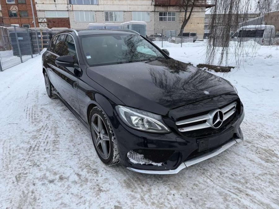 Black Mercedes-Benz c-220 2016 in Kaunas, with an engine capacity of 2.14 L and mileage of 167 thousand km for 9800 €, photo 1 on AUTOMOTO.COM.LV