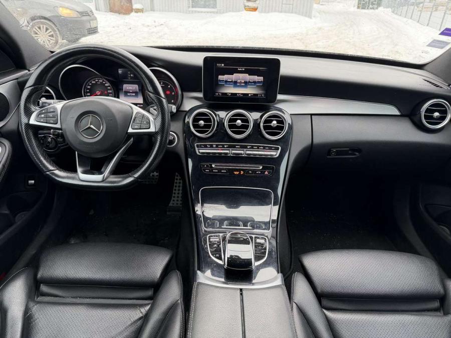 Black Mercedes-Benz c-220 2016 in Kaunas, with an engine capacity of 2.14 L and mileage of 167 thousand km for 9800 €, photo 10 on AUTOMOTO.COM.LV
