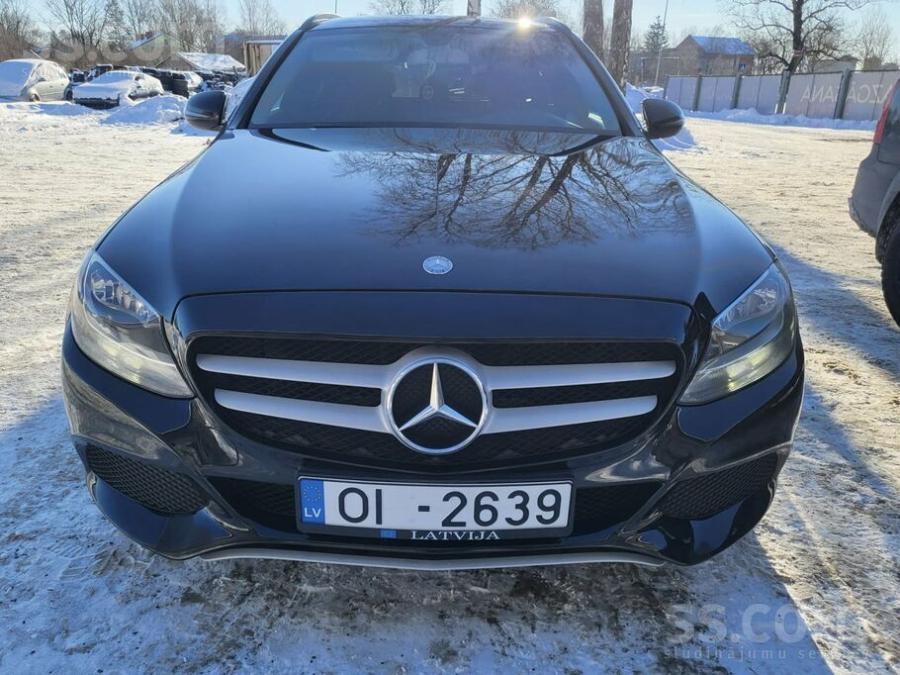 Black Mercedes-Benz c-220 2016 in Liepaja, with an engine capacity of 2.20 L and mileage of 0 thousand km for 11400 €, photo 2 on AUTOMOTO.COM.LV