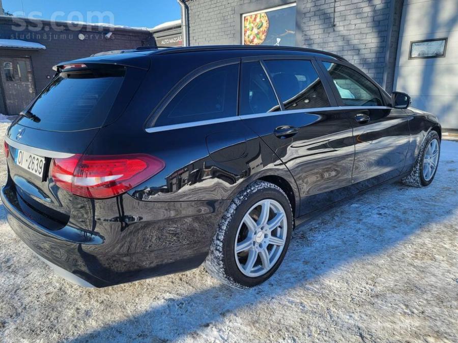 Black Mercedes-Benz c-220 2016 in Liepaja, with an engine capacity of 2.20 L and mileage of 0 thousand km for 11400 €, photo 3 on AUTOMOTO.COM.LV