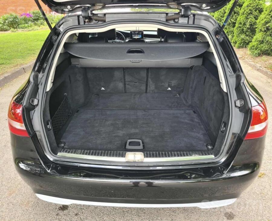 Black Mercedes-Benz c-220 2016 in Liepaja, with an engine capacity of 2.20 L and mileage of 0 thousand km for 11400 €, photo 22 on AUTOMOTO.COM.LV