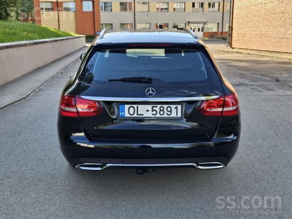 Melns Mercedes-Benz c-220 2016 Jēkabpils, ar dzinēja tilpumu 2.20 L un nobraukumu 296 tūkst. km par 11990 €, foto 7 vietnē AUTOMOTO.COM.LV
