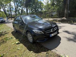 Black Mercedes-Benz c-220 2016 in Kaunas, with an engine capacity of 2.14 L and mileage of 325 thousand km for 9999 €, photo  on AUTOMOTO.COM.LV