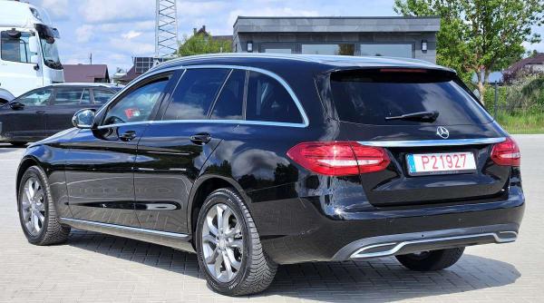 Black Mercedes-Benz c-220 2016 in Taurage, with an engine capacity of 2.14 L and mileage of 250 thousand km for 7600 €, photo 3 on AUTOMOTO.COM.LV
