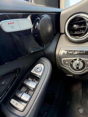Black Mercedes-Benz c-220 2016 in Kaunas, with an engine capacity of 2.14 L and mileage of 330 thousand km for 10999 €, photo 23 on AUTOMOTO.COM.LV