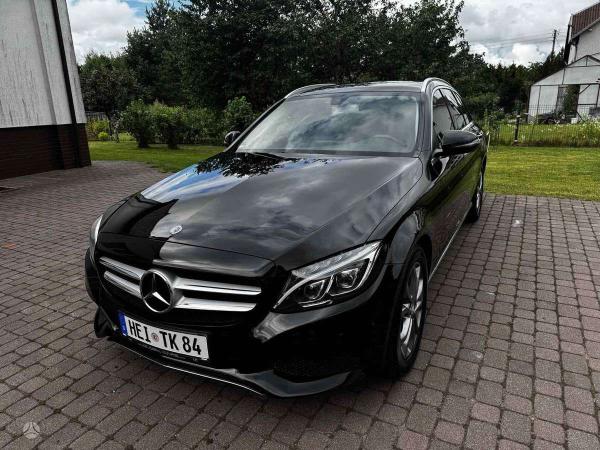Black Mercedes-Benz c-220 2016 in Gargzdai, with an engine capacity of 2.14 L and mileage of 223 thousand km for 9999 €, photo 1 on AUTOMOTO.COM.LV