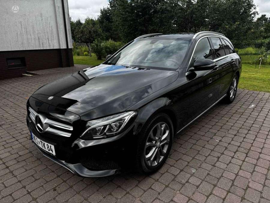 Melns Mercedes-Benz c-220 2016 Gargždai, ar dzinēja tilpumu 2.14 L un nobraukumu 223 tūkst. km par 9999 €, foto 3 vietnē AUTOMOTO.COM.LV