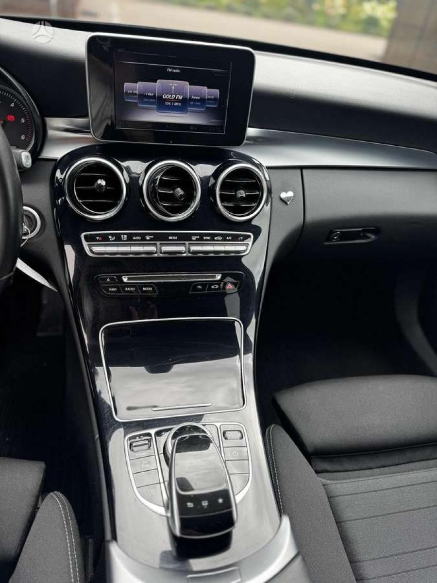 Melns Mercedes-Benz c-220 2016 Gargždai, ar dzinēja tilpumu 2.14 L un nobraukumu 223 tūkst. km par 9999 €, foto 16 vietnē AUTOMOTO.COM.LV