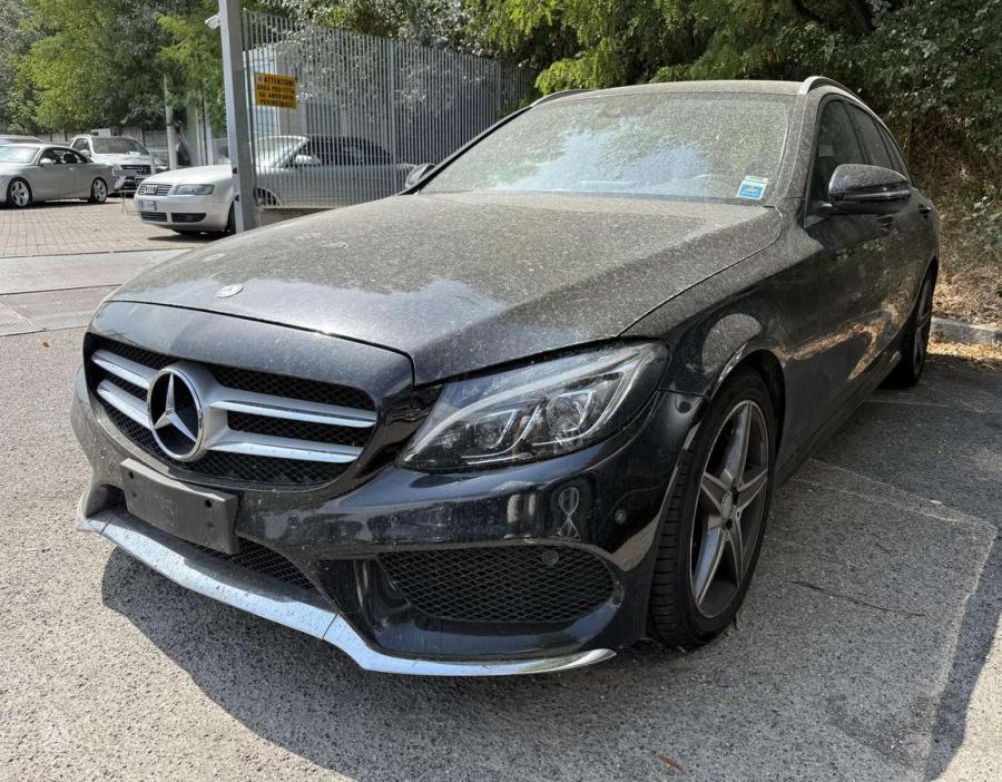Black Mercedes-Benz c-220 2016 in Siauliai, with an engine capacity of 2.14 L and mileage of 275 thousand km for 6900 €, photo 4 on AUTOMOTO.COM.LV