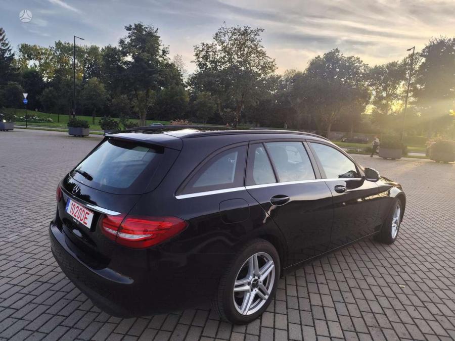 Melns Mercedes-Benz c-220 2016 Alīta, ar dzinēja tilpumu 2.14 L un nobraukumu 317 tūkst. km par 8399 €, foto 6 vietnē AUTOMOTO.COM.LV