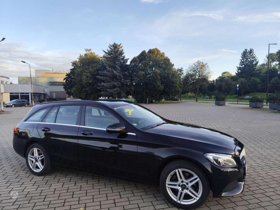 Melns Mercedes-Benz c-220 2016 Alīta, ar dzinēja tilpumu 2.14 L un nobraukumu 317 tūkst. km par 8399 €, foto 7 vietnē AUTOMOTO.COM.LV