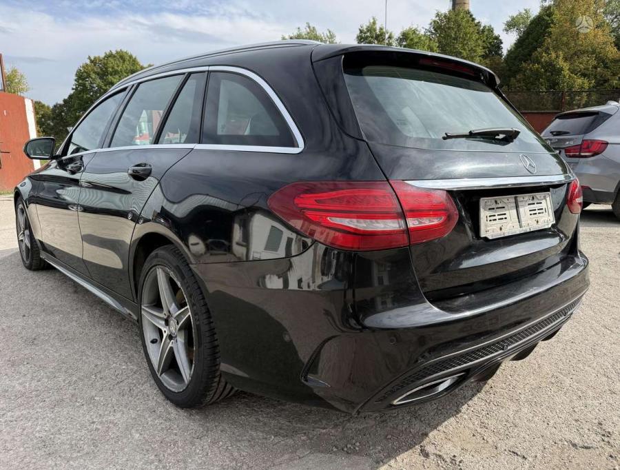 Melns Mercedes-Benz c-220 2016 Šauļi, ar dzinēja tilpumu 2.14 L un nobraukumu 275 tūkst. km par 6800 €, foto 7 vietnē AUTOMOTO.COM.LV